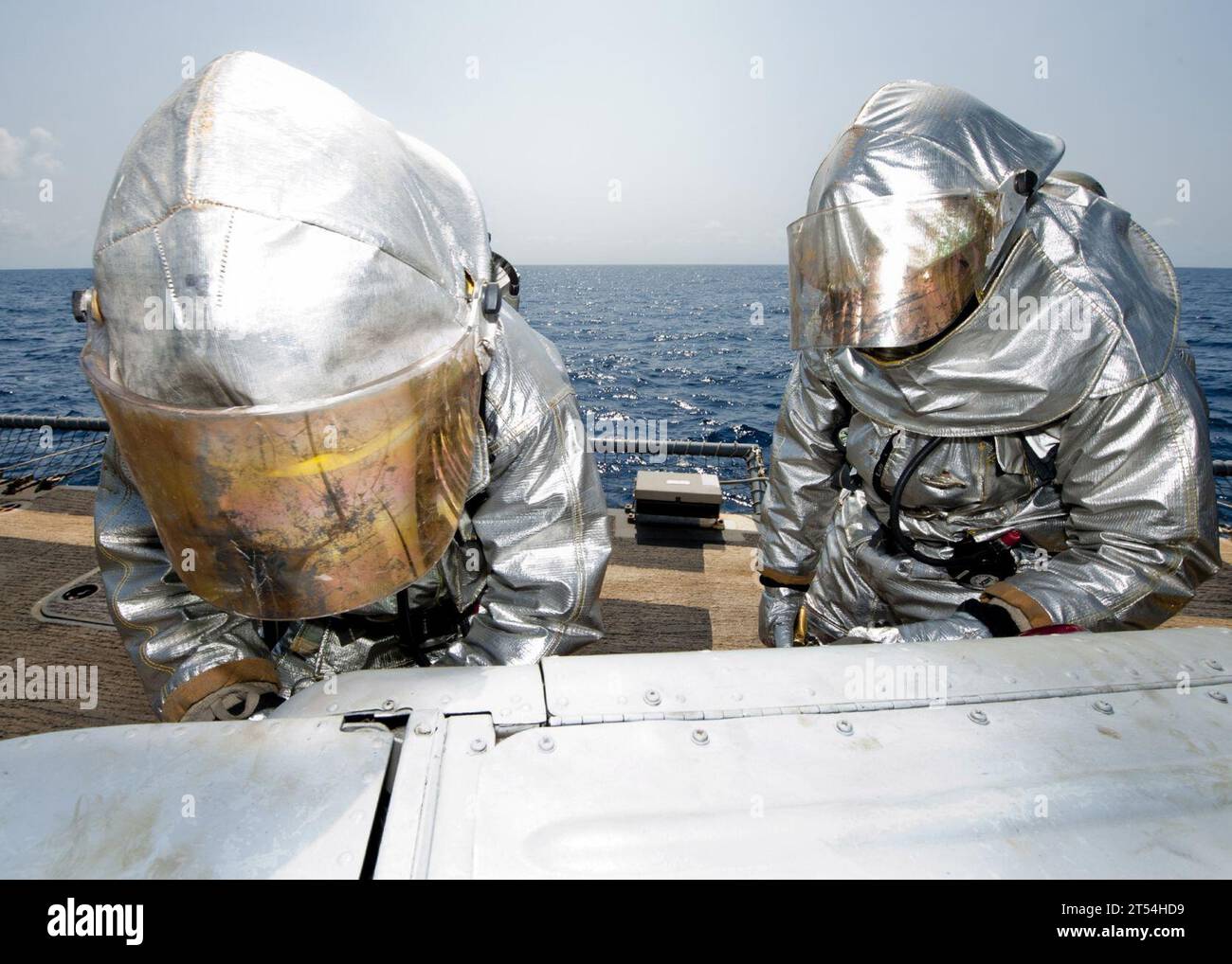 Damage Control, Frigate, Sailors, training, U.S. Navy, USS Samuel B ...