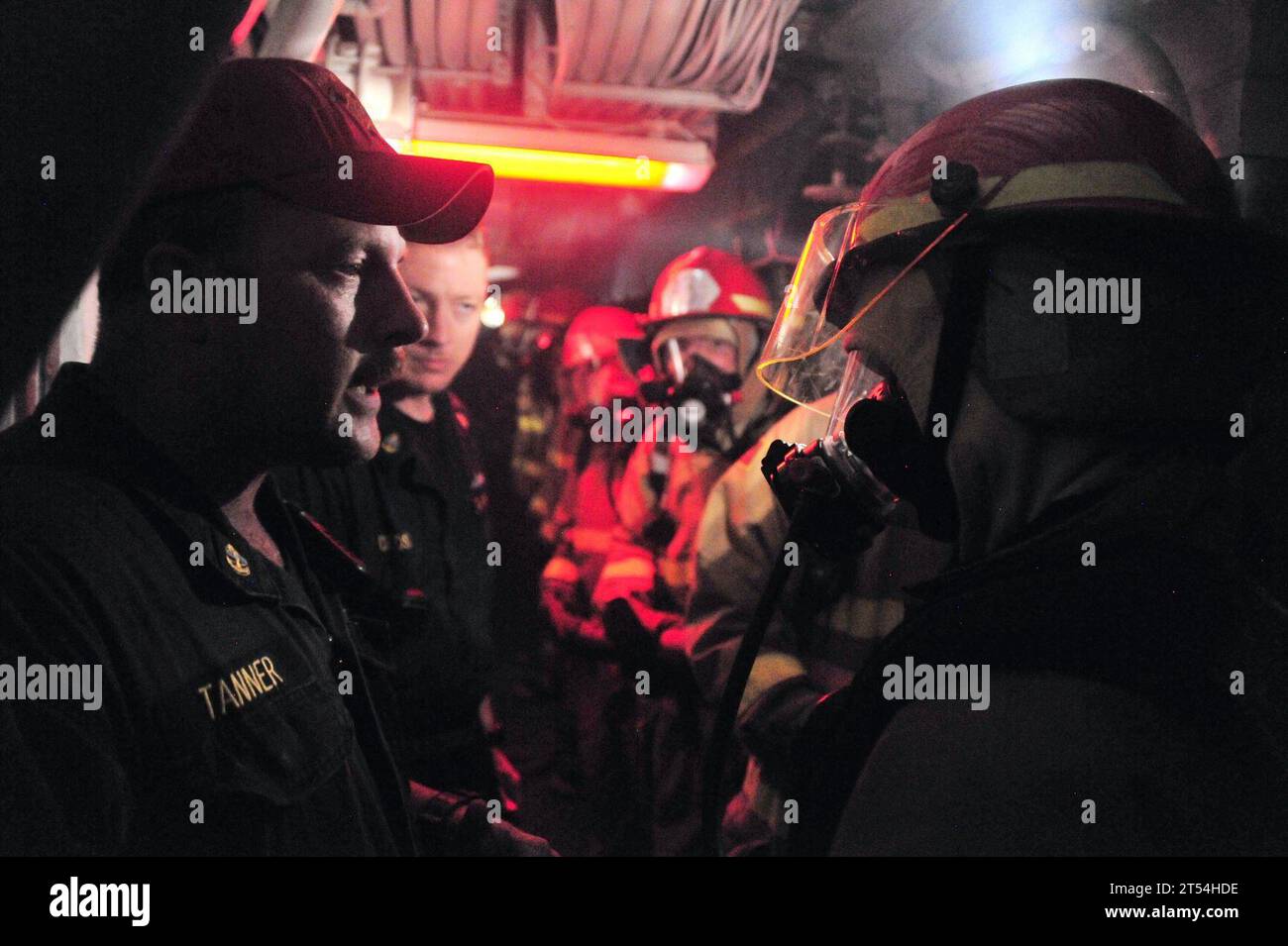 Damage Control, firefighting, General Quarters, USS Porter Stock Photo ...