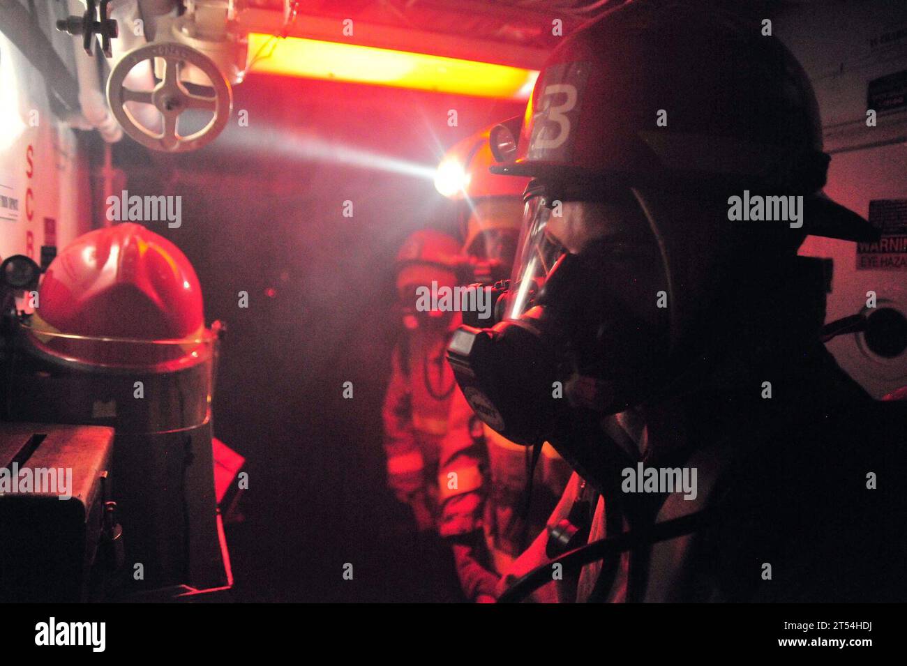 Damage Control, firefighting, General Quarters, USS Porter Stock Photo ...