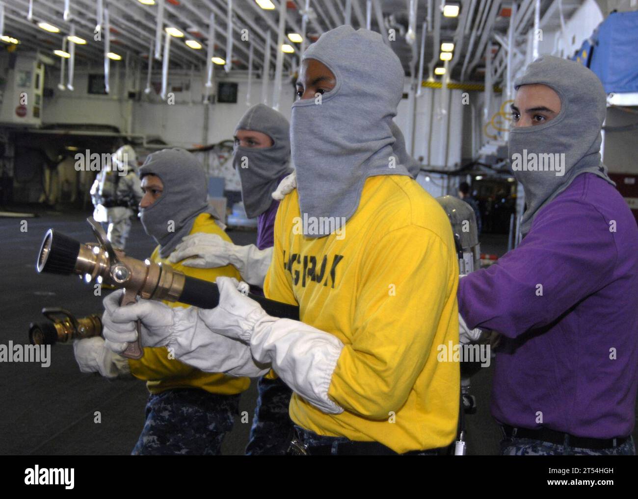 Damage Control, Sailors, traning, U.S > navy, USS Makin Island LHD 8 ...