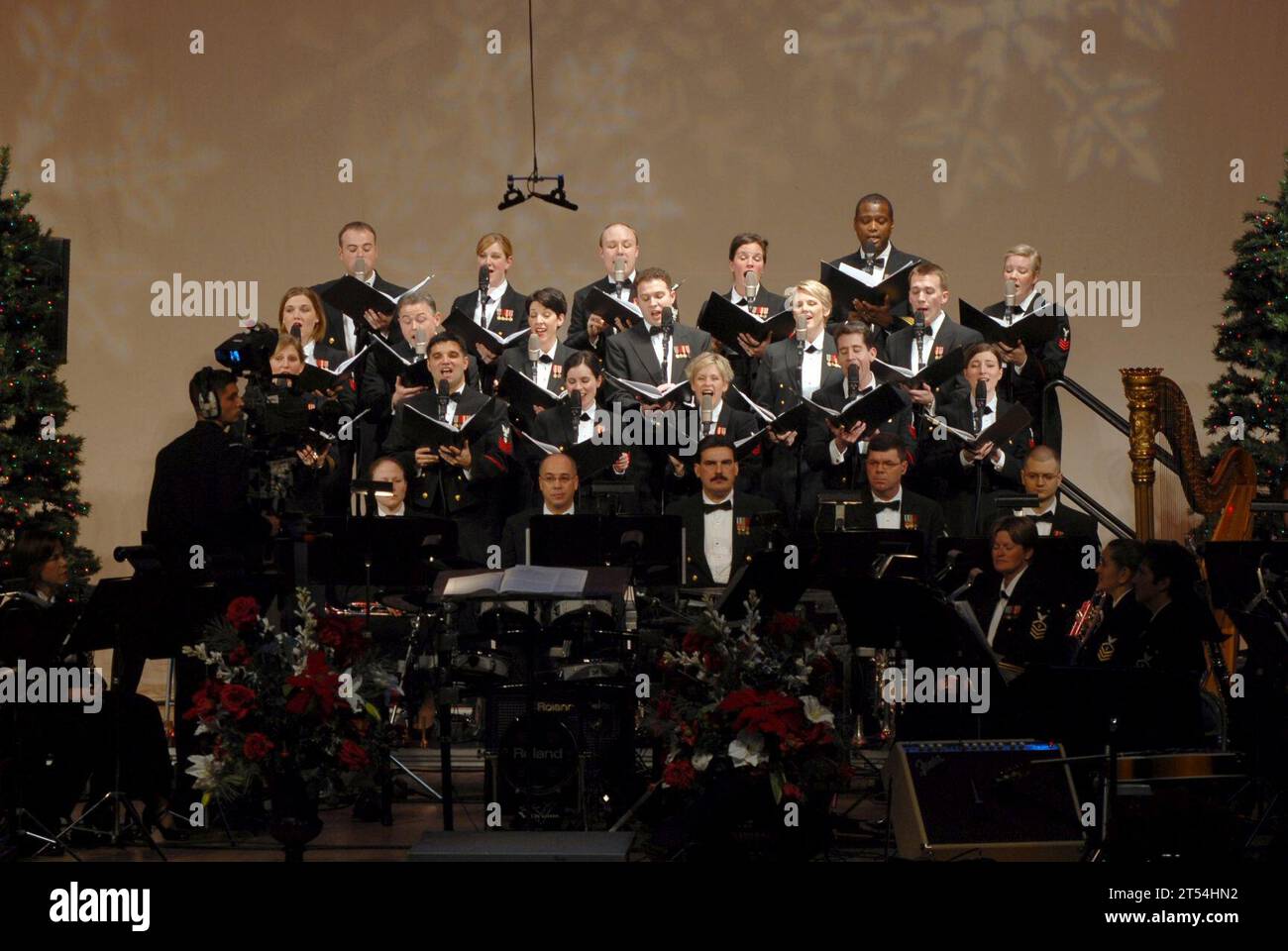 DAR Constitution Hall, Navy Band Sea Chanters, Season of Magic Stock ...