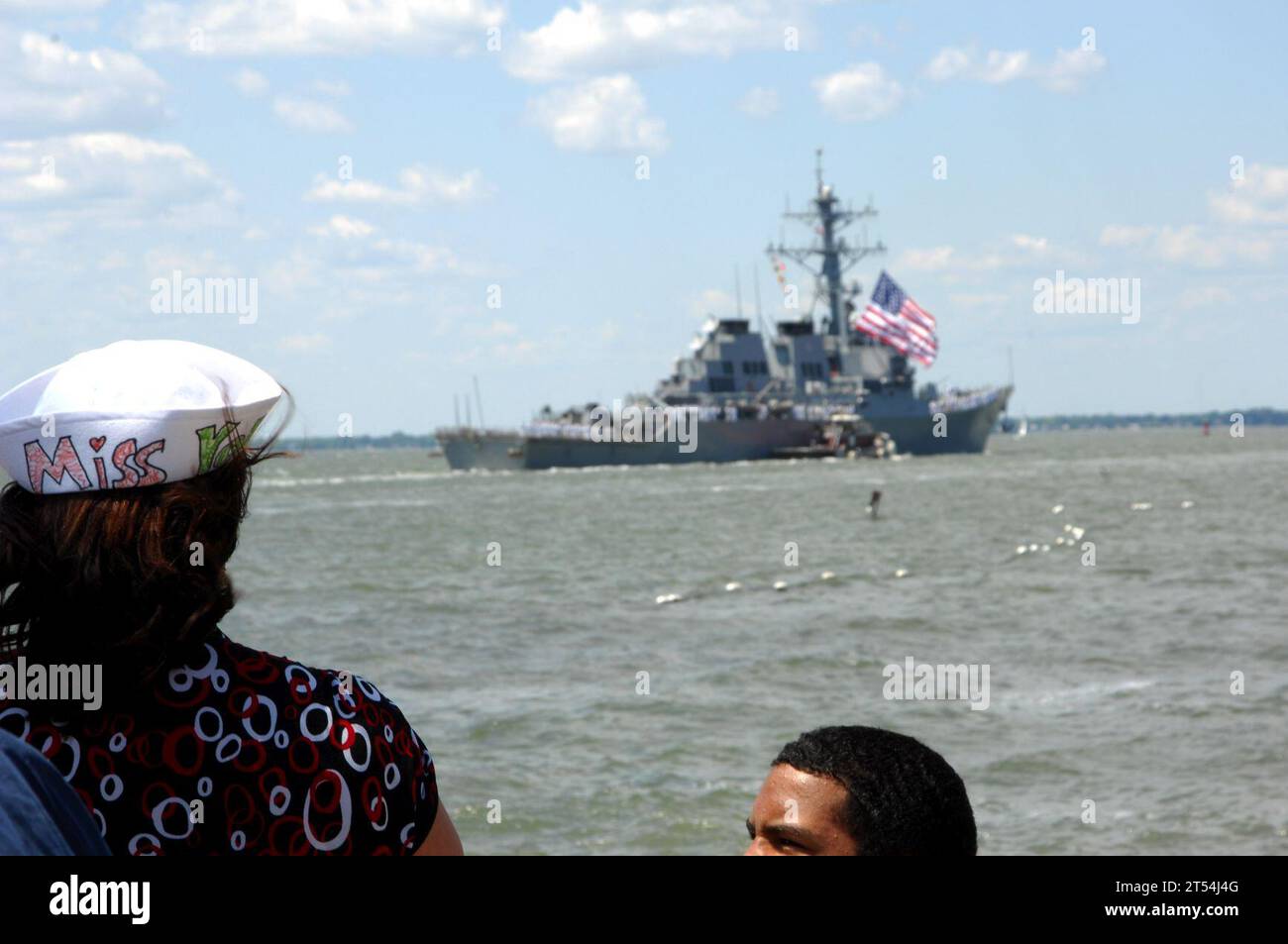DDG 75, destroyer, ship, USS Donald Cook Stock Photo - Alamy