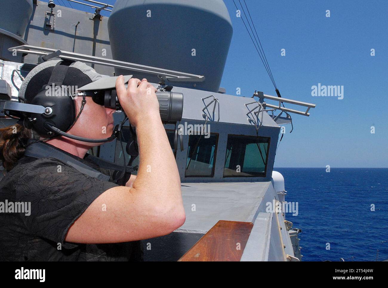ddg 72, destroyer, NAVFAC, Seaswiti, U.S. Navy, USS Mahan Stock Photo ...