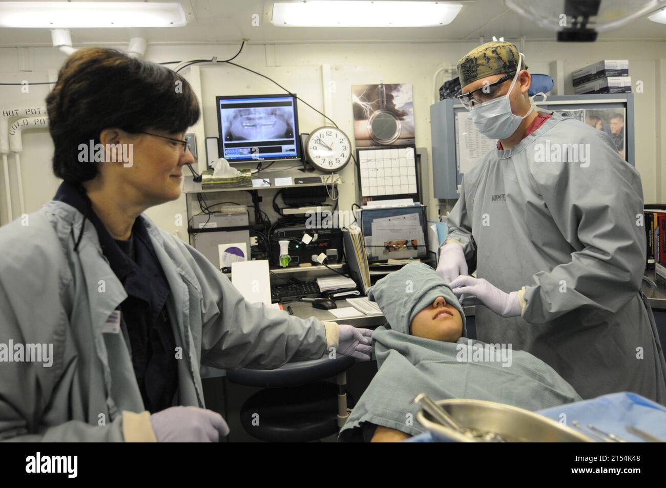 dental, medical, Sailors, U.S. Navy, USS George H.W. Bush (CVN 77 Stock ...