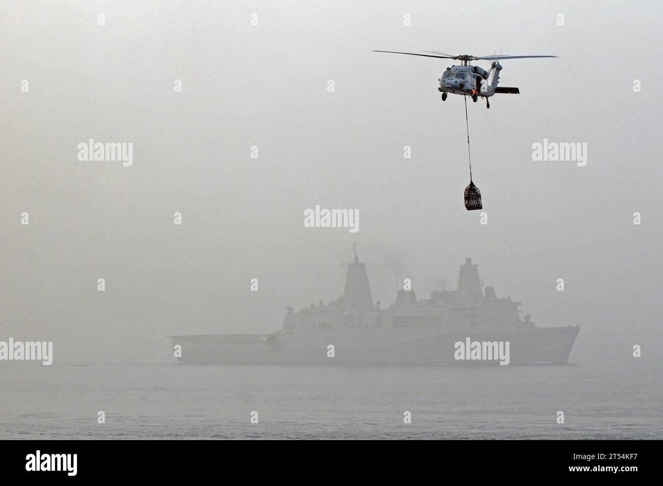 Deployment 2011, U.S. Navy, USS Comstock (LSD 45 Stock Photo - Alamy
