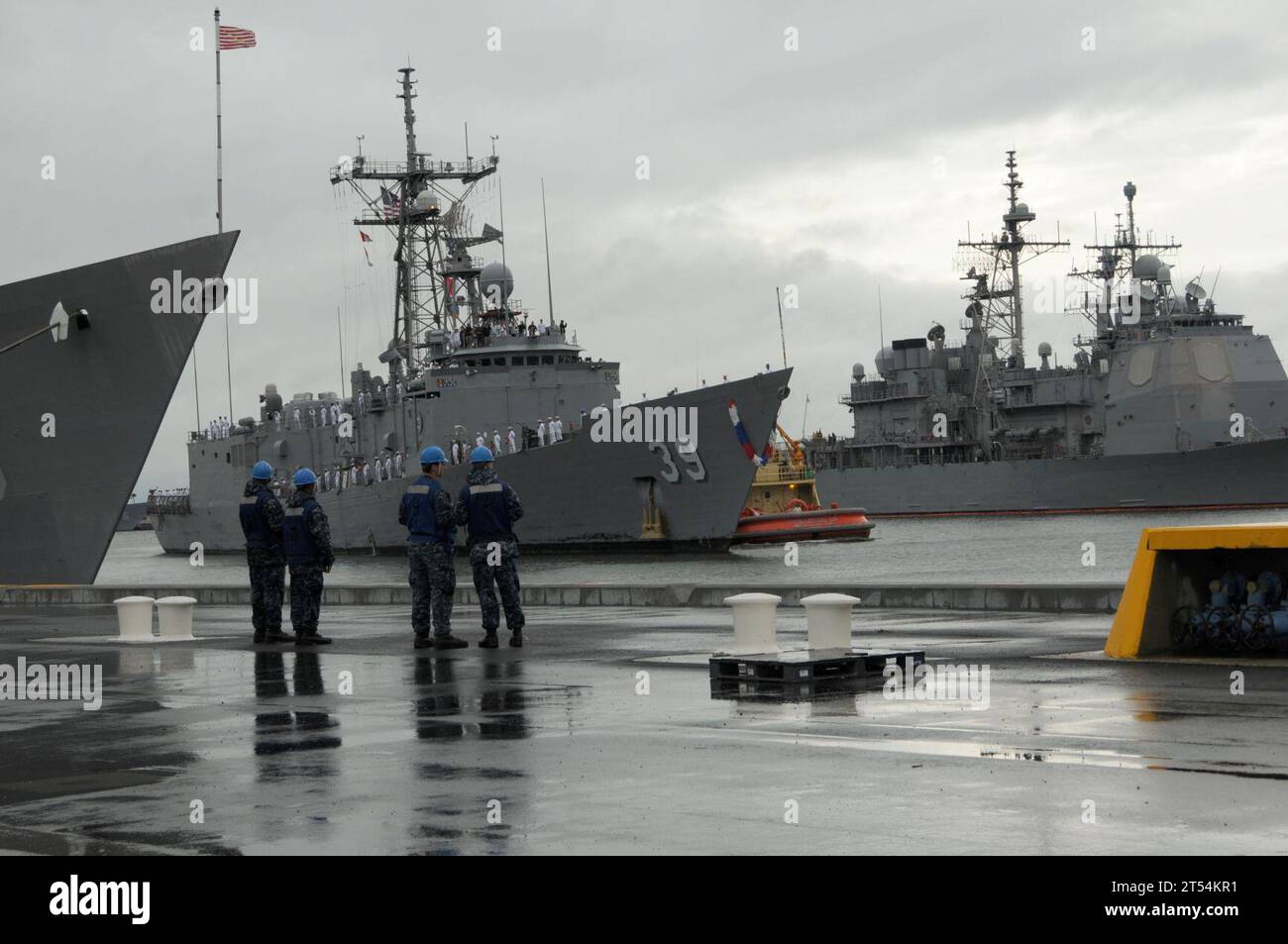 Deployment, family, Fla., friends, Frigate, Guided-Missile, Mayport ...