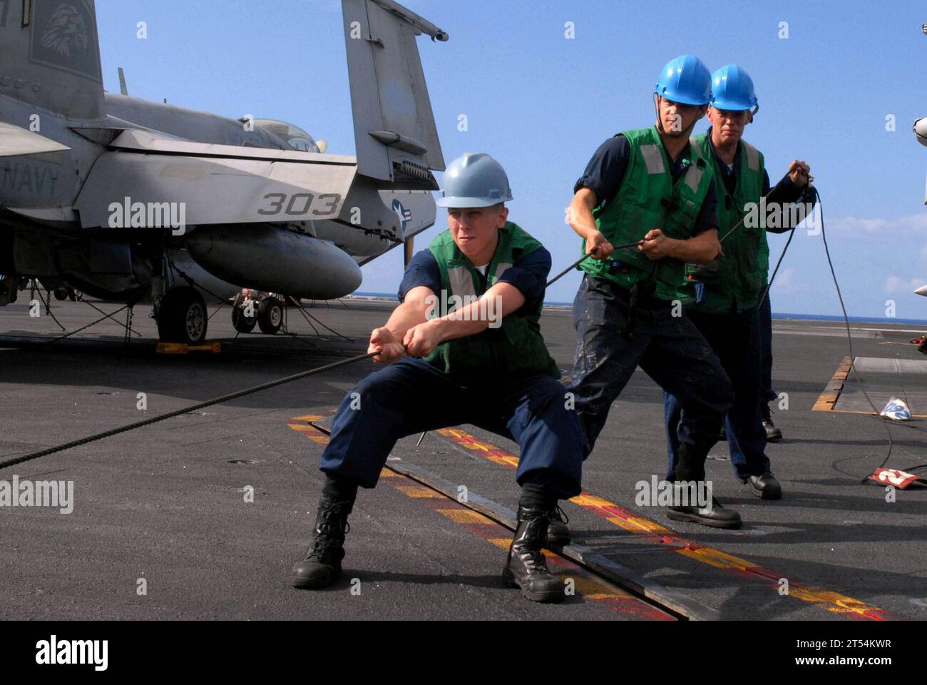 Deployment, line handling, usns bridge Stock Photo - Alamy
