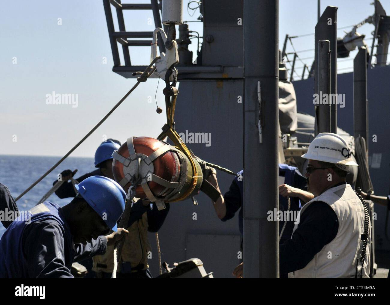 DESRON 15, REXTORP, USS Mustin Stock Photo - Alamy