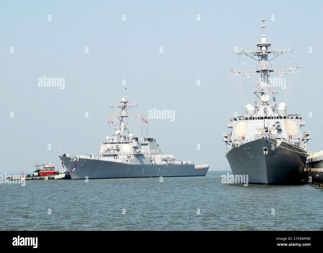 destroyer, Naval Station Norfolk, Norfolk, Sailors, ships, U.S. Navy ...