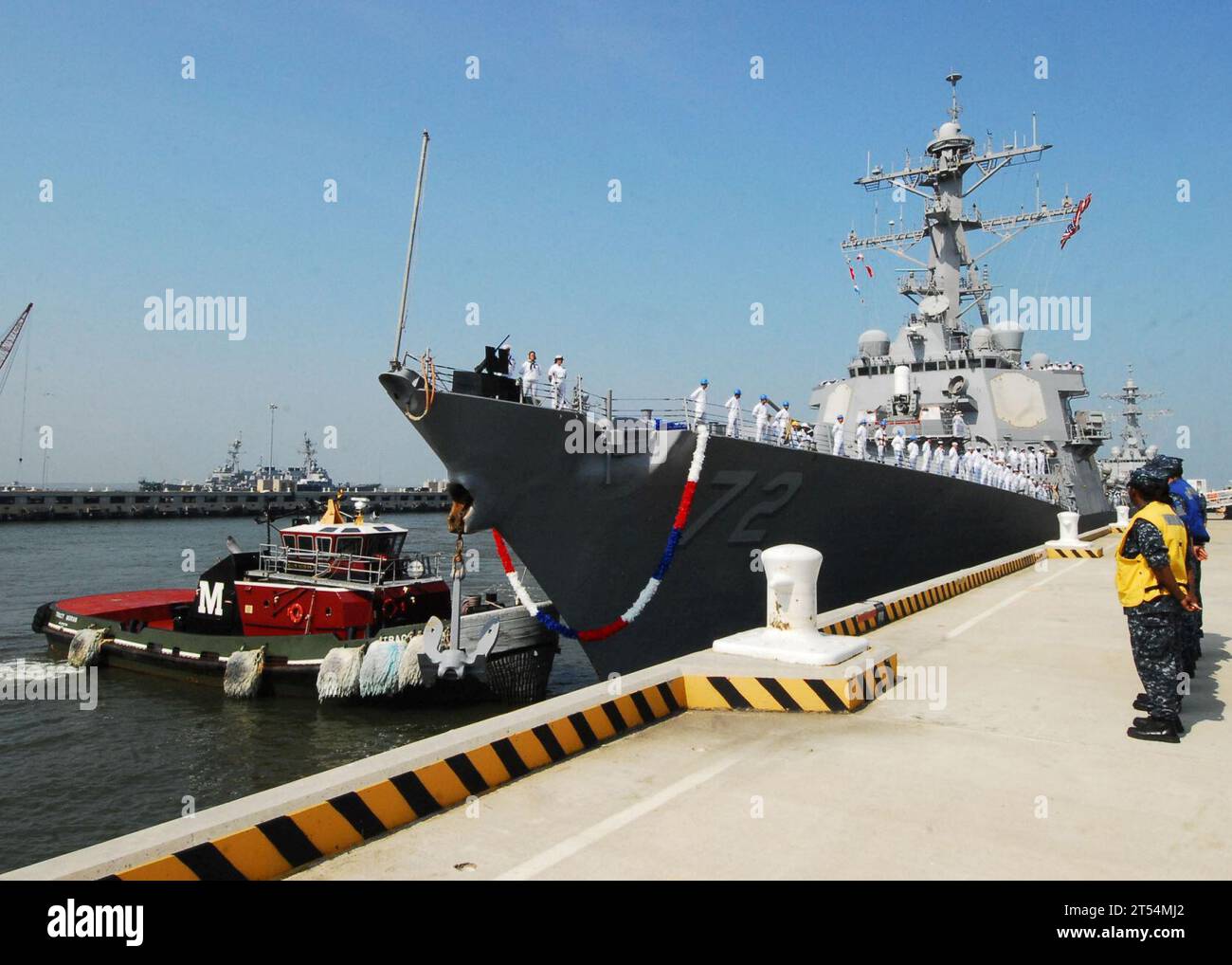 destroyer, Naval Station Norfolk, Norfolk, Sailors, ships, U.S. Navy ...