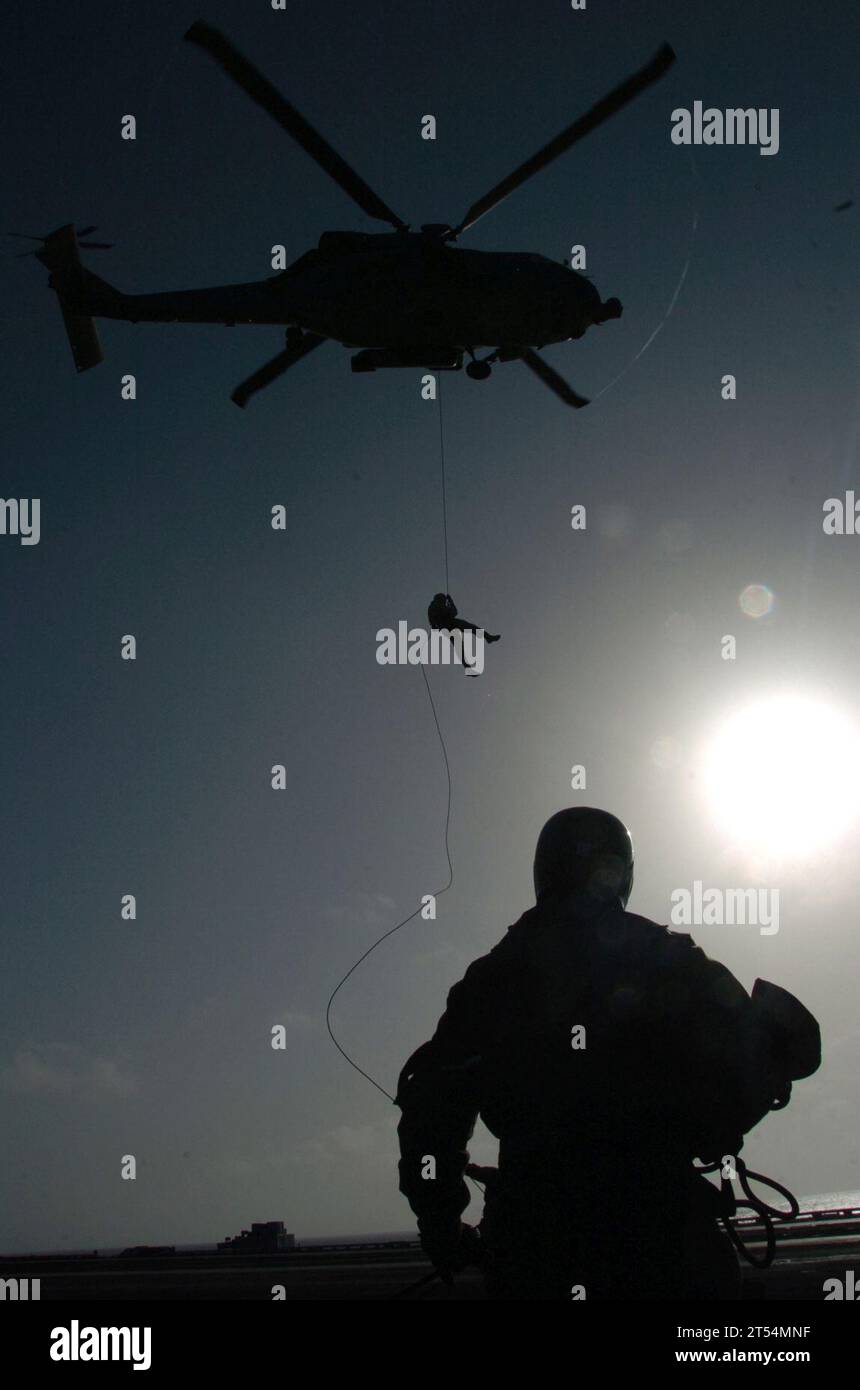 Rast rope hi-res stock photography and images - Alamy