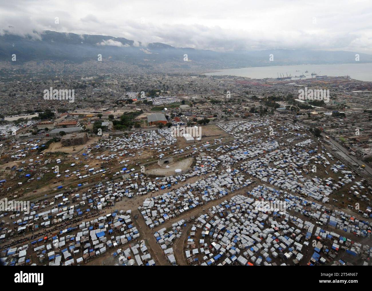 Disaster relief, earthquake, Haiti, navy, Operation Unified Response ...