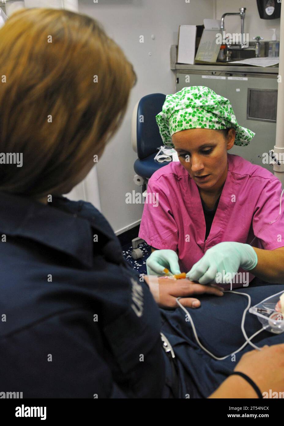 Disaster relief, humanitarian aid, medical, Pakistan, Sailors, U.S ...