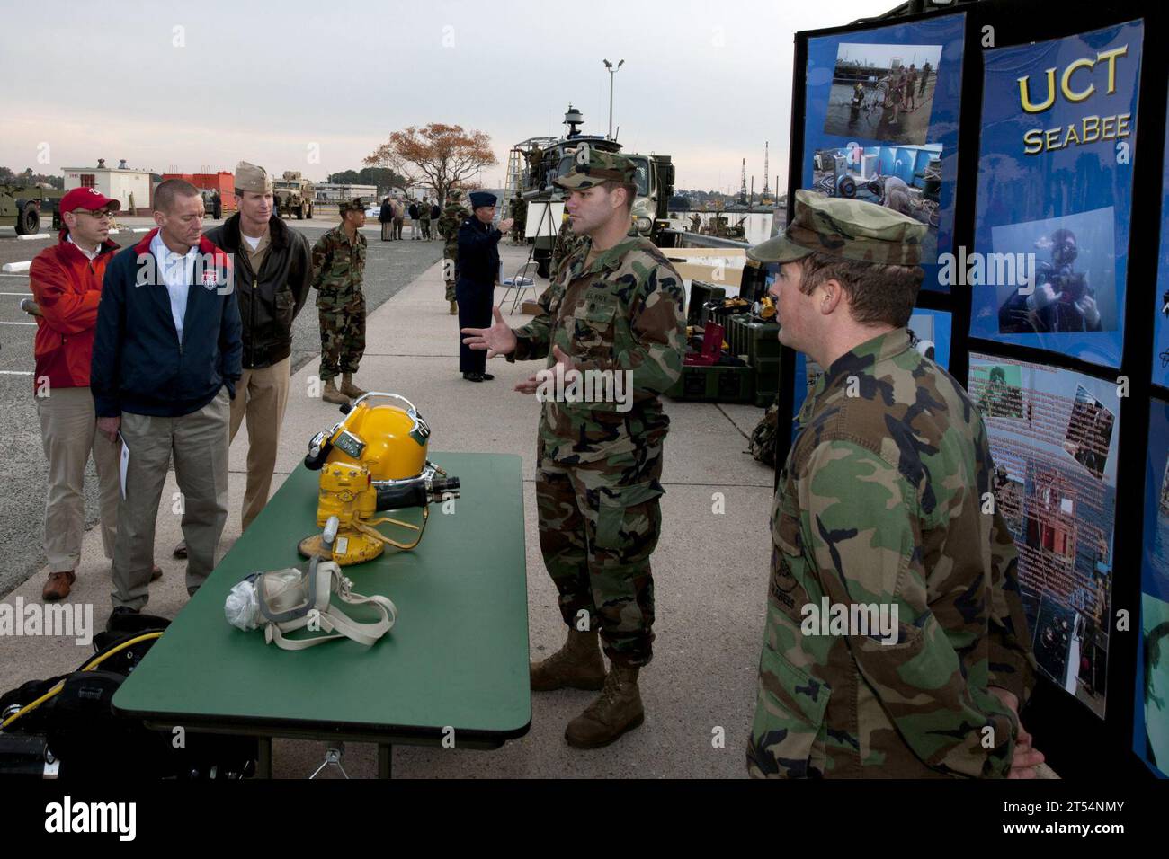 DIVING, faculty, National War College students, Navy Expeditionary ...