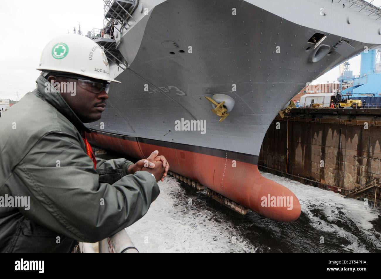 dry dock, LHD 3, maintenance, people, ships, shore facility, USS ...