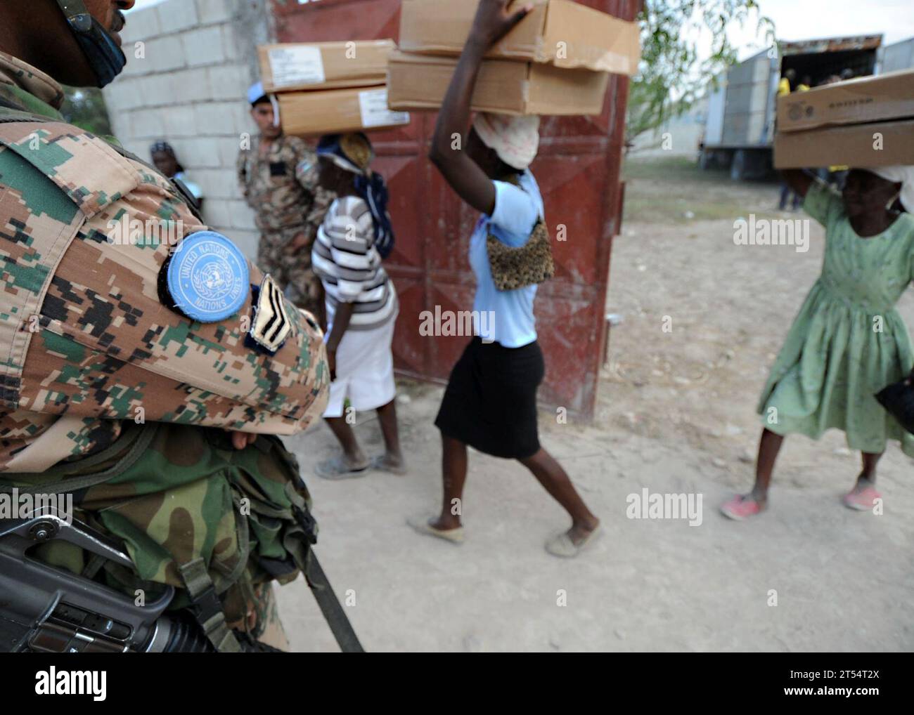 earthquake, Haiti, IOM, Operation Unified Response, shelter, U.S. navy ...