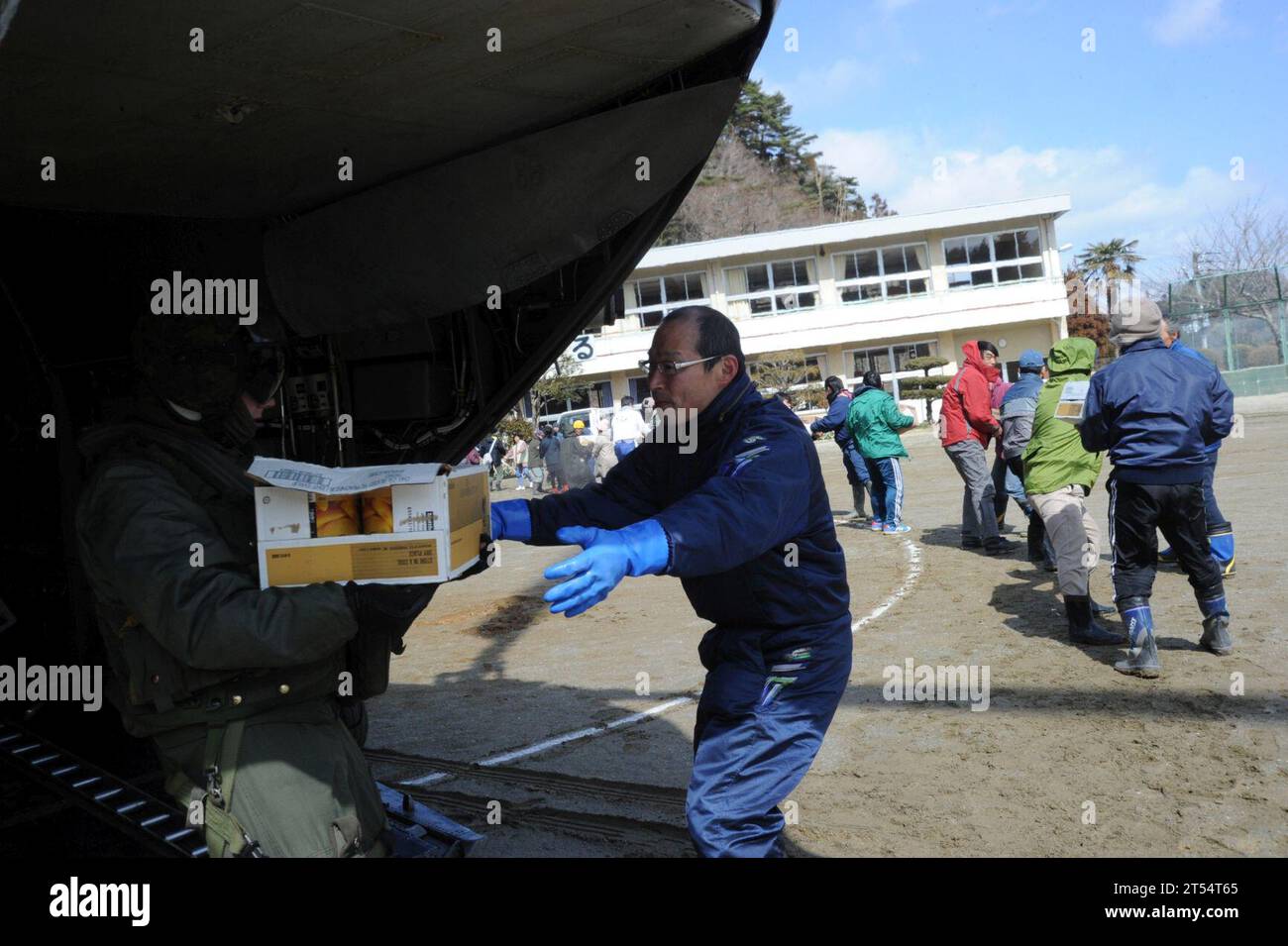 earthquake, HMM-265, Japan, Marine Medium Helicopter Squadron 265, navy ...