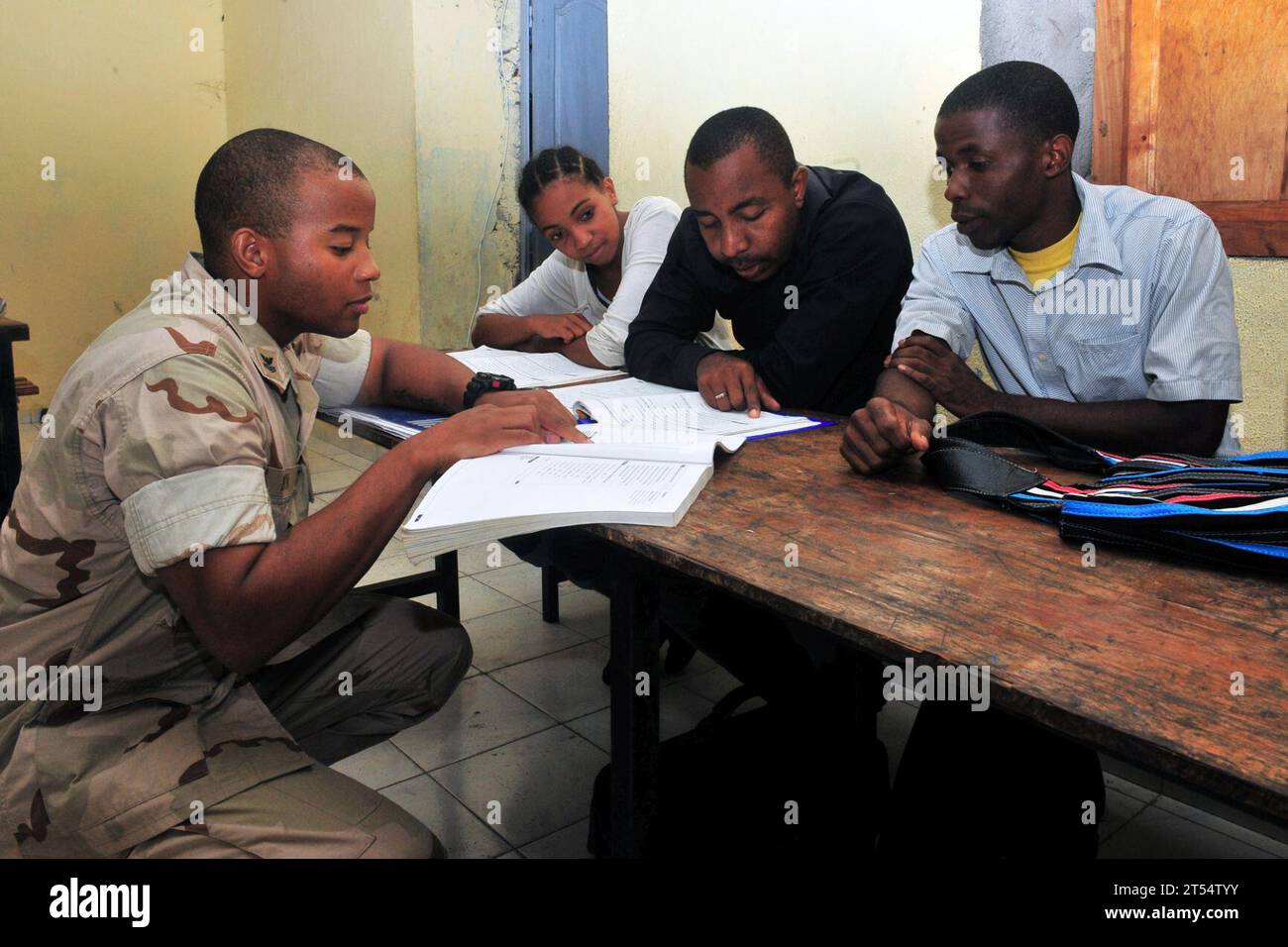 Joint civil affairs team 101 hi-res stock photography and images - Alamy