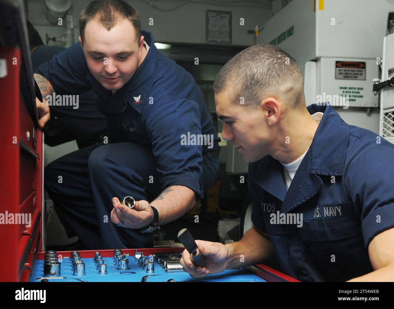 Sailor tools hi-res stock photography and images - Alamy