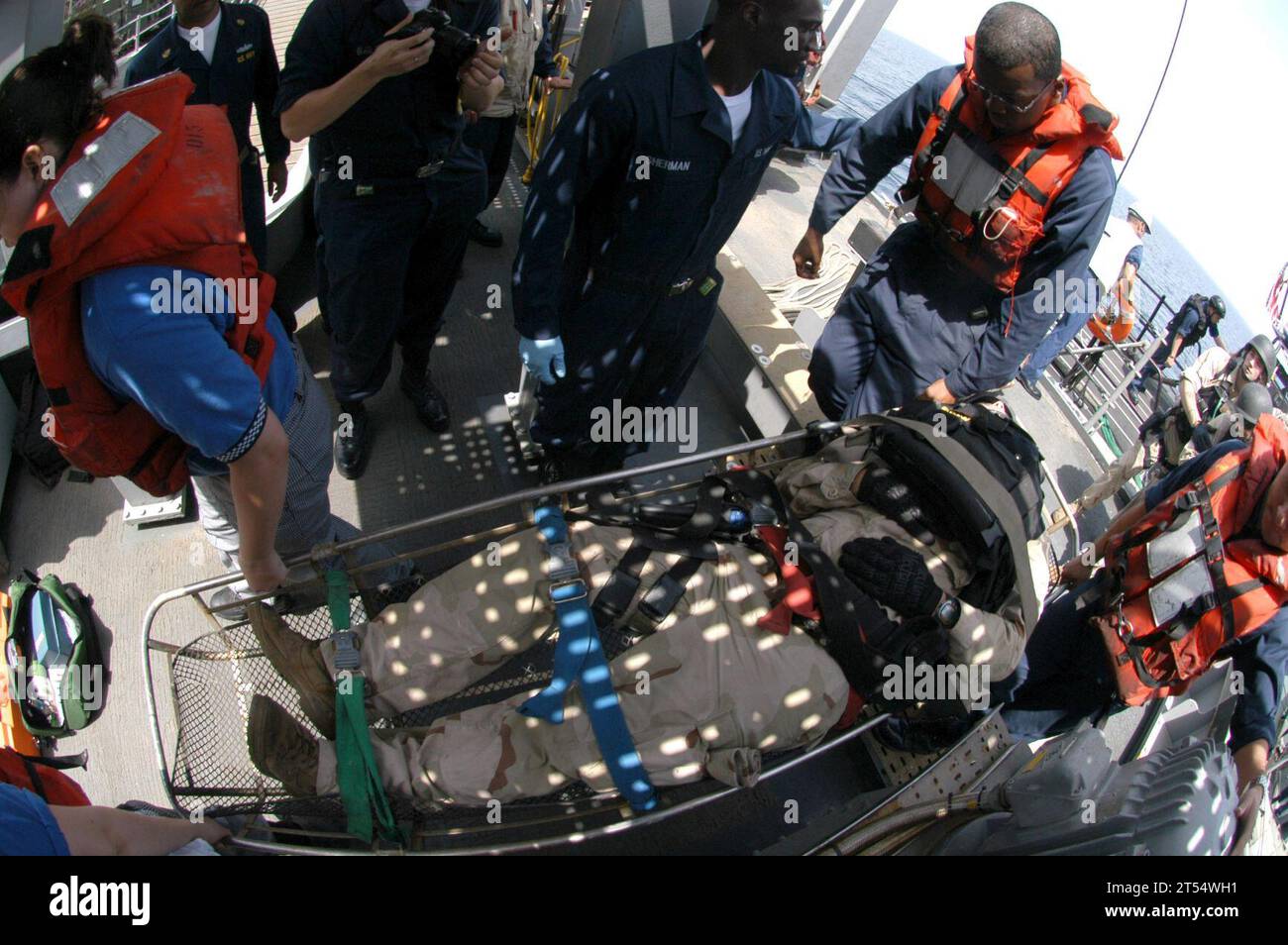 ESG, llsd 51, stretcher bearer, USS Oak Hill Stock Photo - Alamy