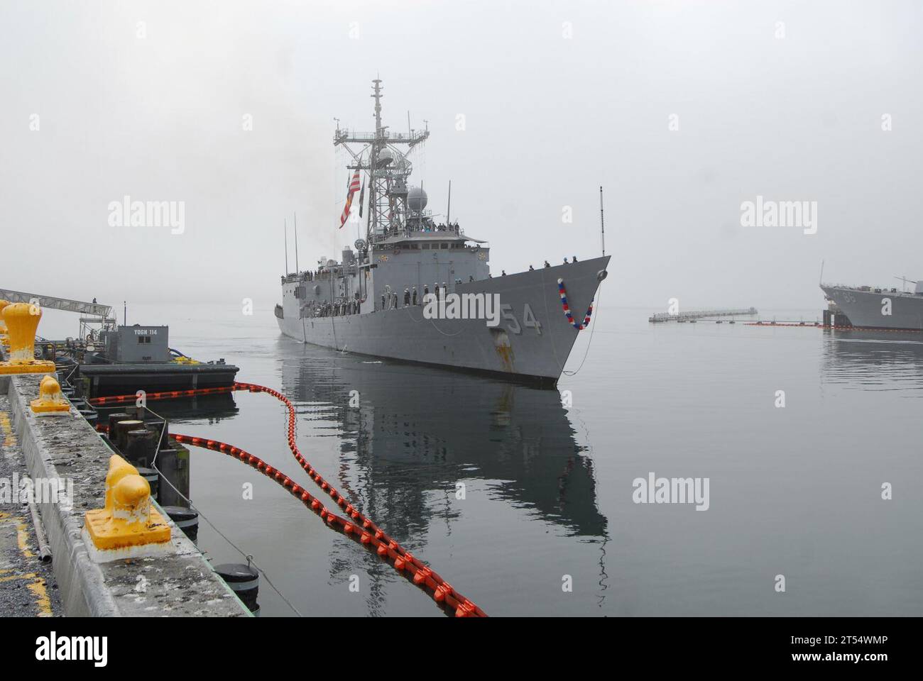 Everett, homeport, shore facility, USS Ford (FFG 54), Wash Stock Photo ...