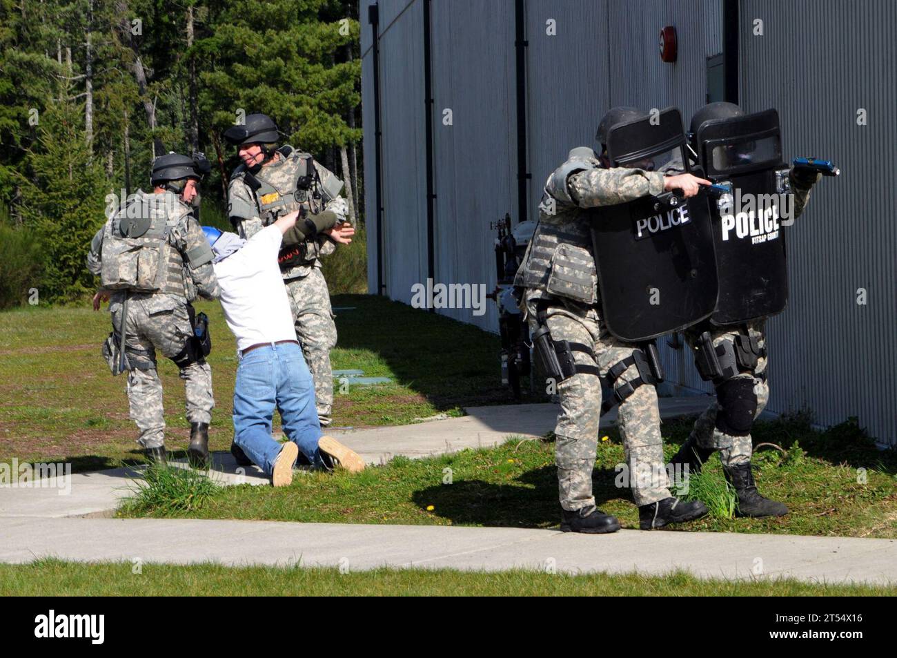 Exercise Solid Curtain/Citadel Shield 2010, law enforcement, local ...