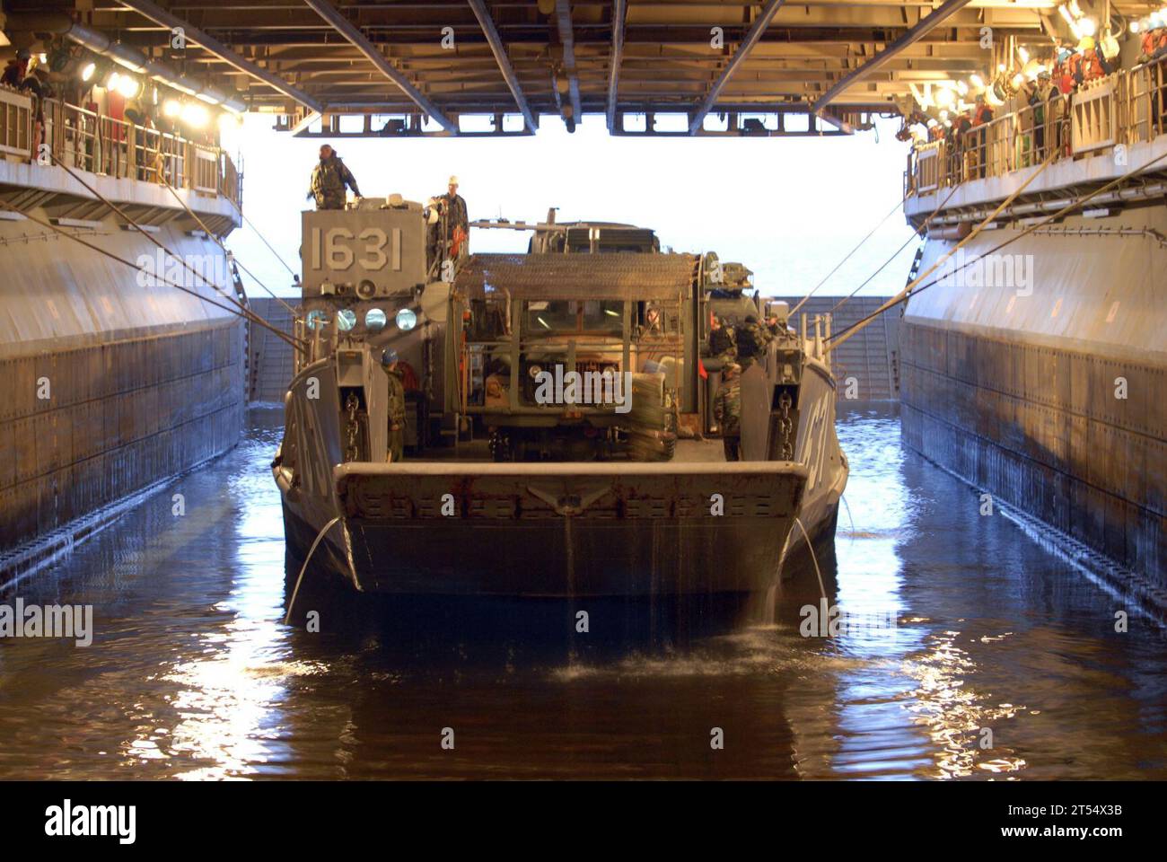 exercise, Foal Eagle, LCU, Republic of Korea, ROK, USS ESSEX, well deck ...