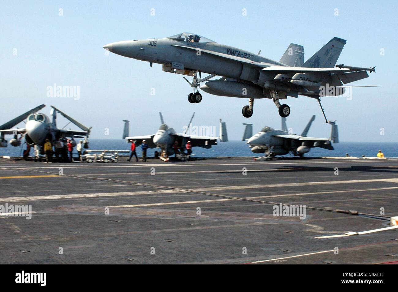 f/a-18a/b hornet, Red Devils, vmfa 232 Stock Photo - Alamy