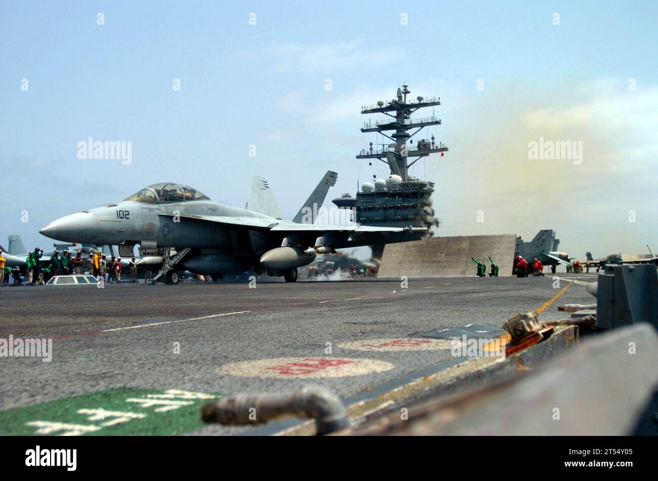18f super hornet uss nimitz hi-res stock photography and images - Alamy