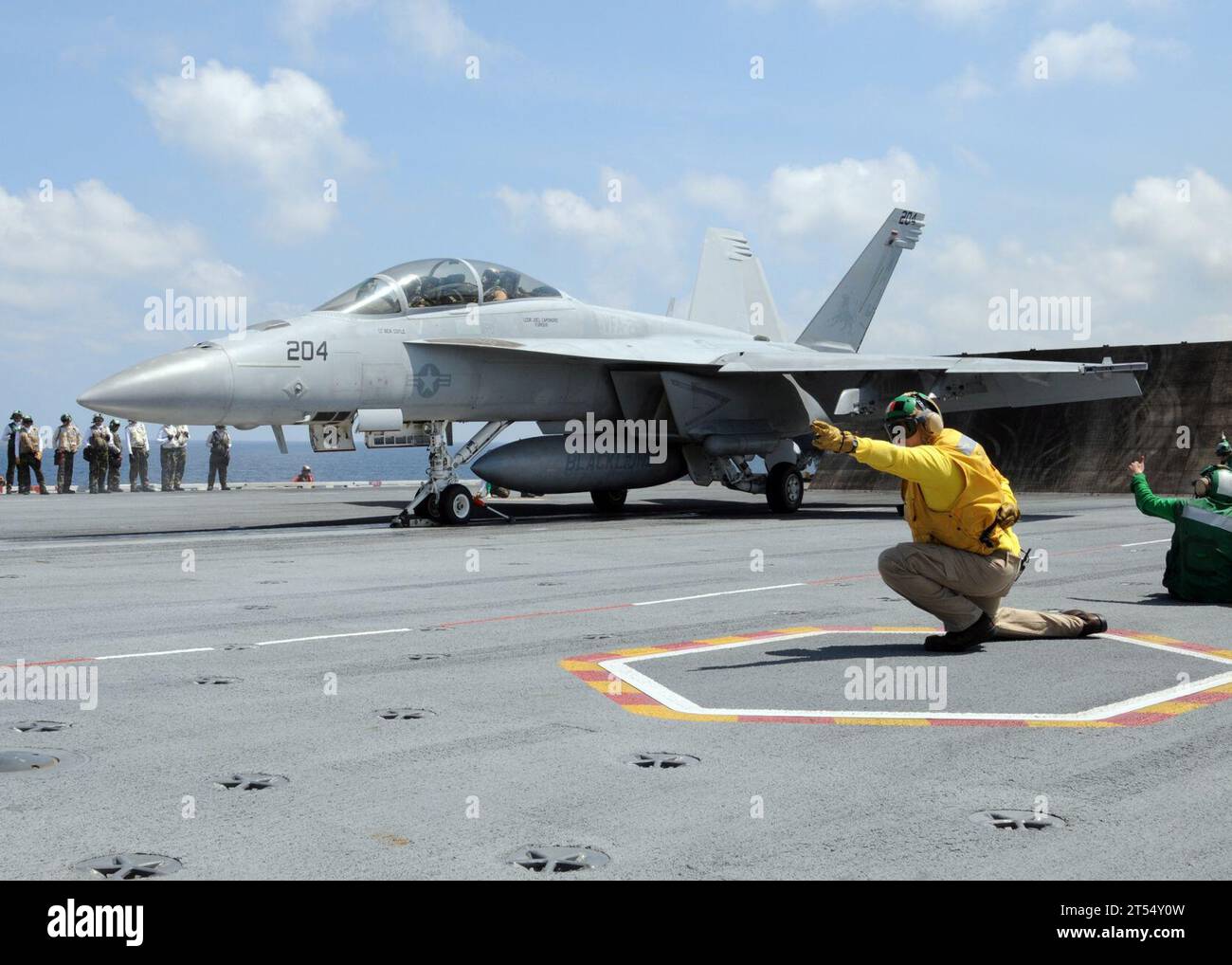 F/A-18F Super Hornet, shooter, USS George H.W. Bush (CVN 77), yellow ...