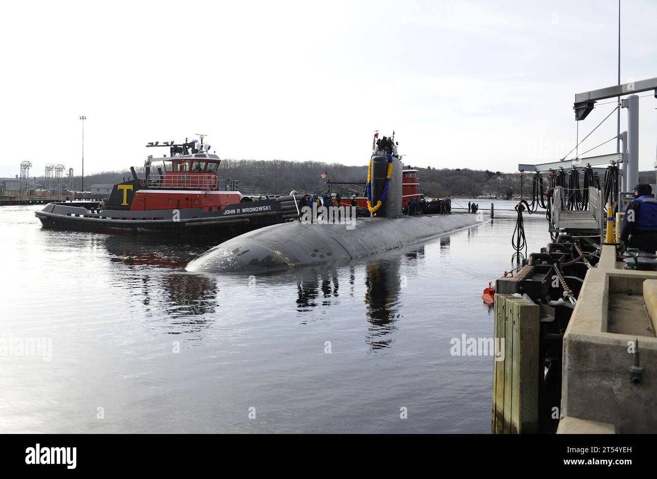 family, Homecoming, port, sub Stock Photo - Alamy