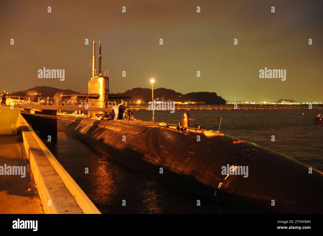 Fast Attack Submarine, Japan, U.S. navy , USS Buffalo (SSN 715 ...
