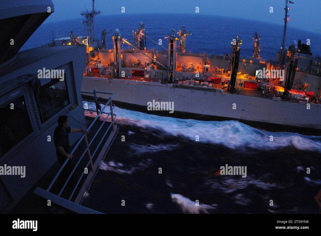 fast combat support ship, Military Sealift Command, navy, Night RAS, RAS, REPLENISHMENT AT SEA ...