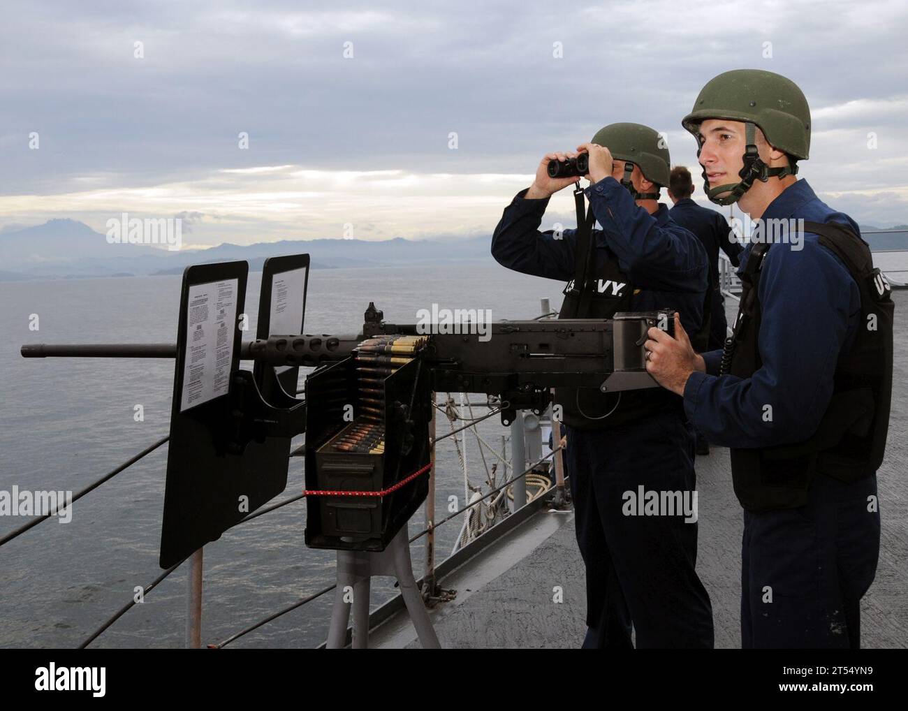 Fast Attack Submarine, Malaysia, submarine tender, U.S. Navy, USS FRANK ...