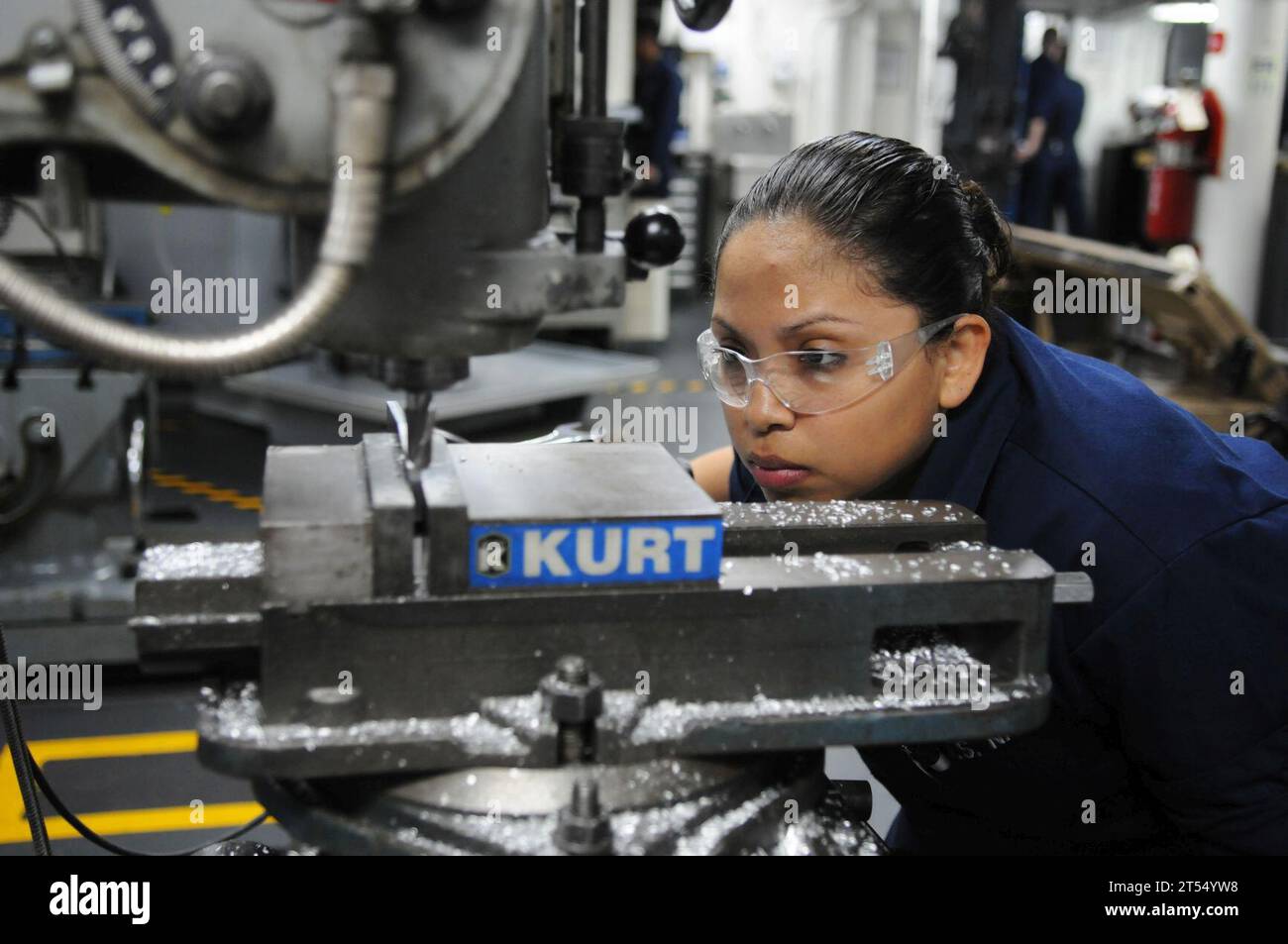 female Sailor, milling maching, Pacific Ocean, U.S. navy , USS Ronald ...