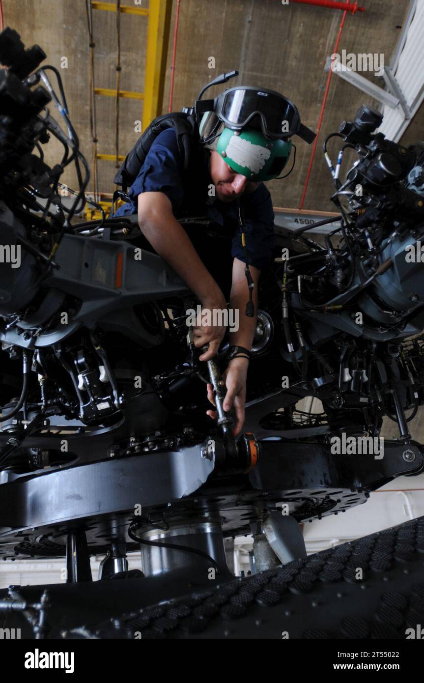 female, maintenance, navy, people, U.S. Navy Stock Photo - Alamy