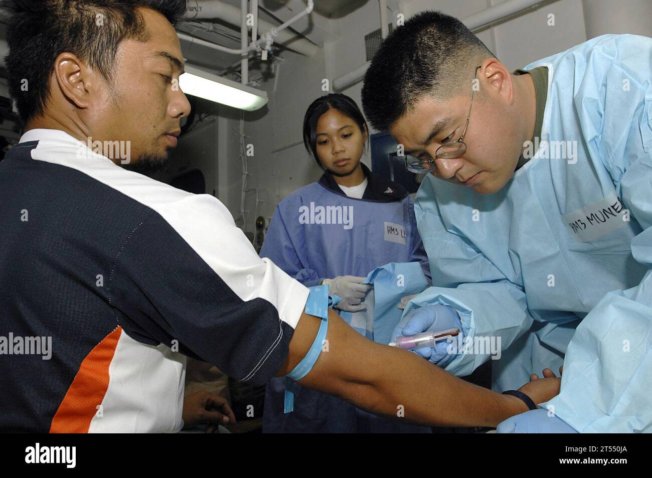 filipino, MEDCAP, Pacific Partnership 2007 Stock Photo - Alamy
