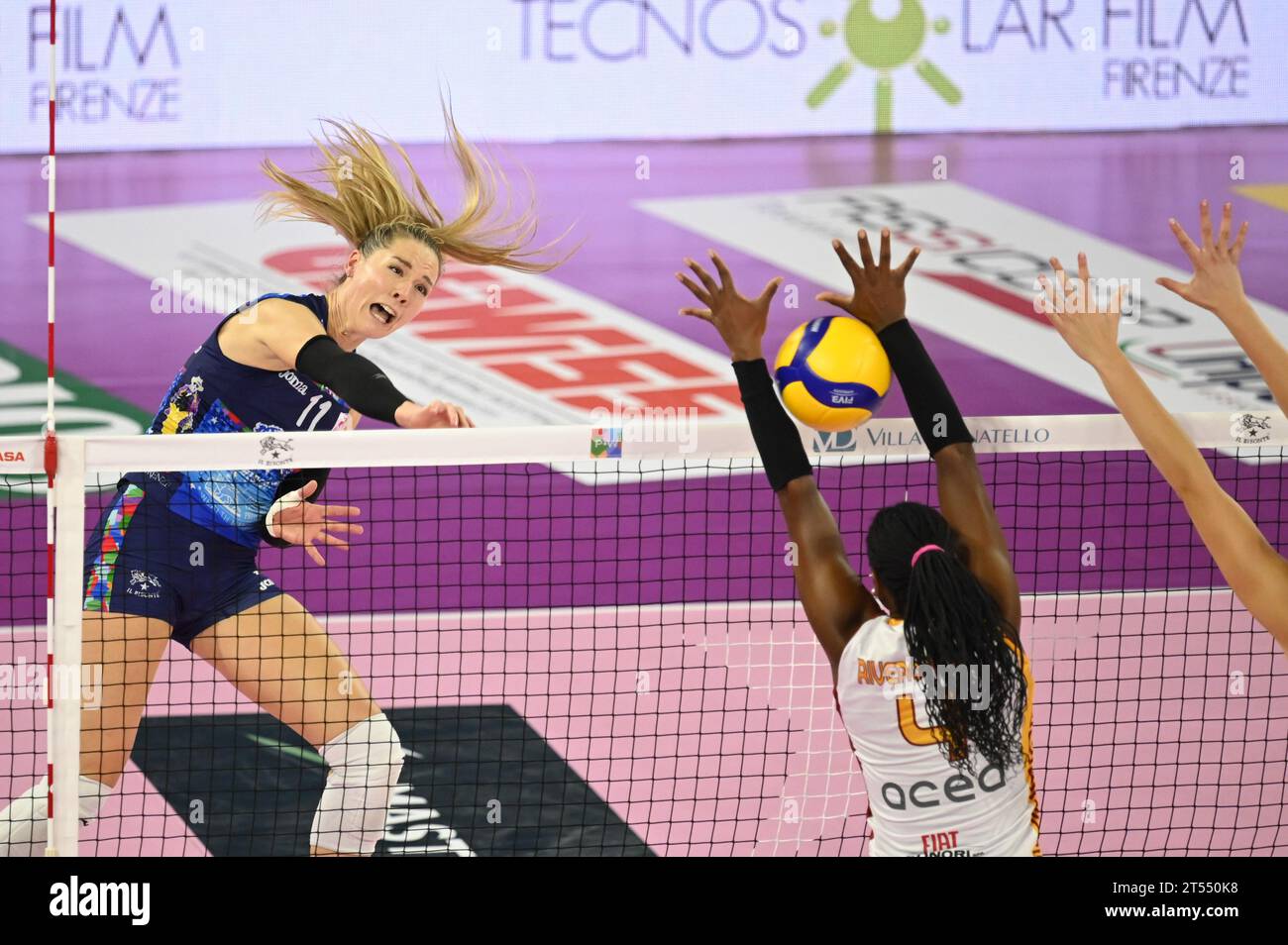 Florence, Italy. 01st Nov, 2023. Alexandra Lazic (Il Bisonte Firenze ...