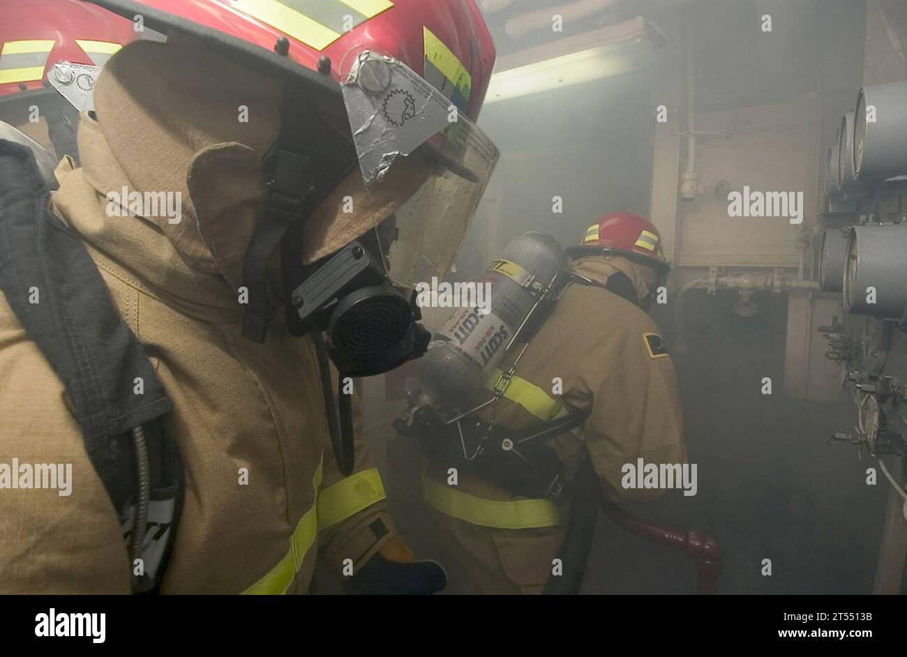 firefighting, general quarters drill, underway, USS Gary Stock Photo ...
