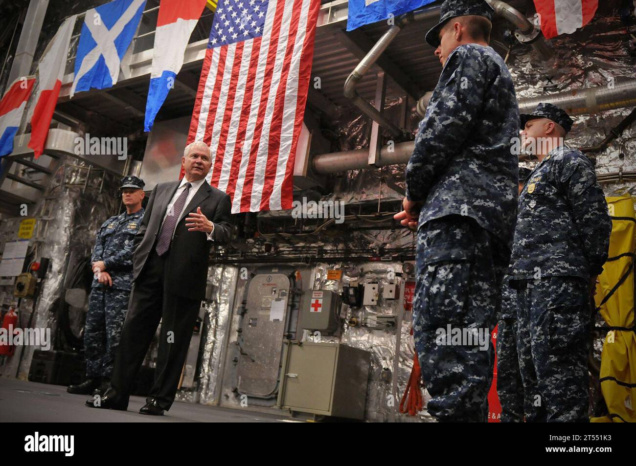 Fla., Mayport, Robert M. Gates, SECDEF, U.S. Navy, USS Independence ...