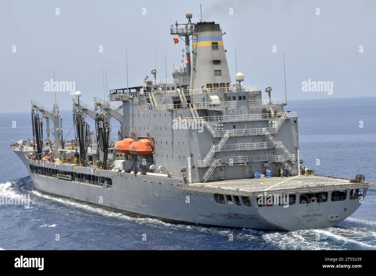 fleet replenishment oiler, Gulf of Aden, Military Sealift Command, navy, U.S. Navy, USNS Henry J ...