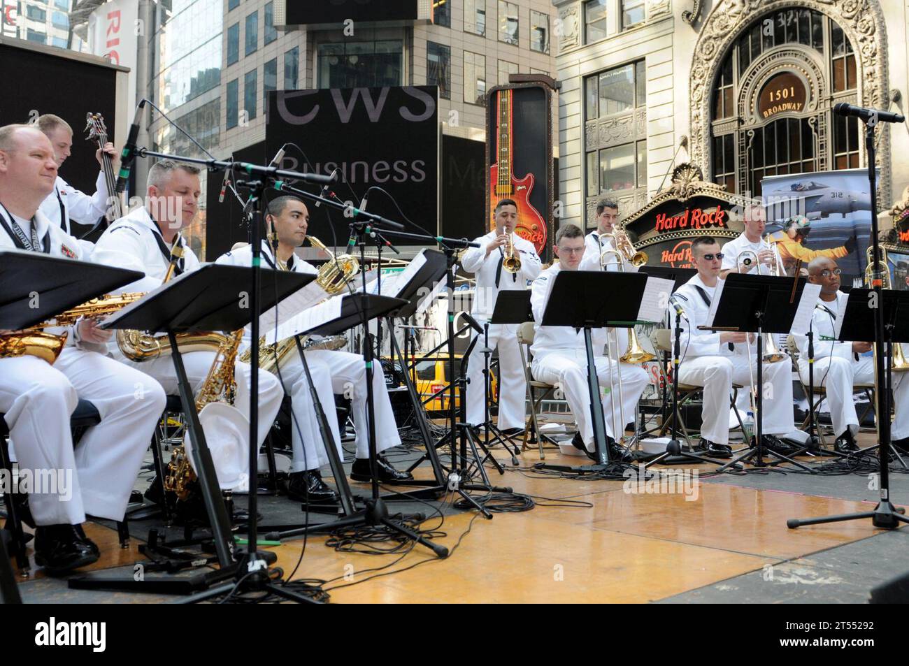 fleet week new york 2011, martial arts, Times Square, U.S. Navy Band ...