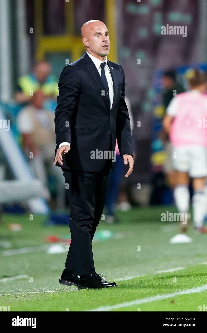 Andrea Soncin head coach of Italy looks on during the UEFA Women's ...