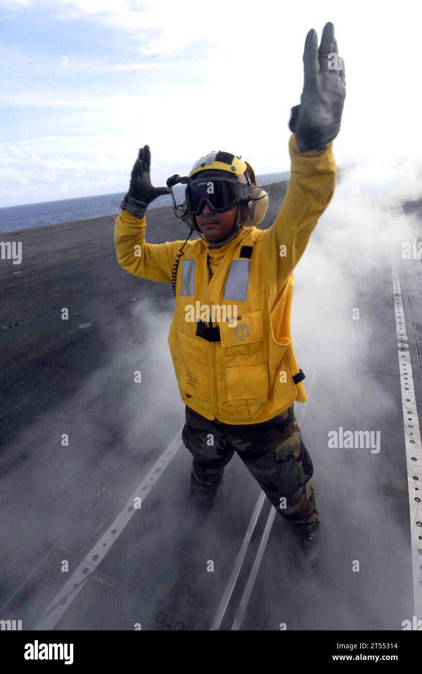 flight deck, flight ops Stock Photo - Alamy