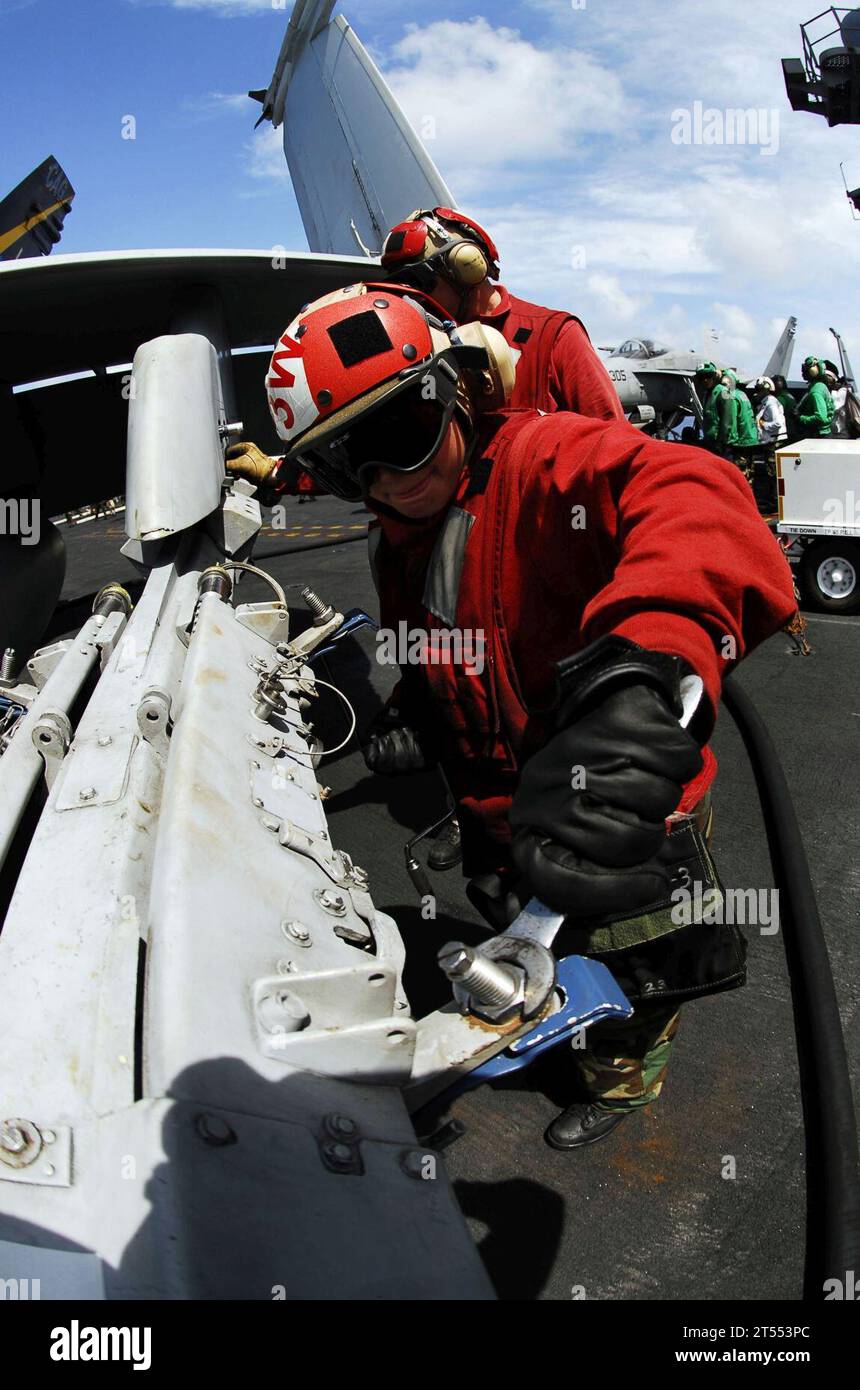 flight deck, people, Red Shirt, weapons Stock Photo - Alamy
