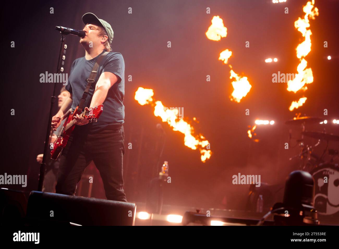 Patrick stump fall out boy hi-res stock photography and images - Alamy