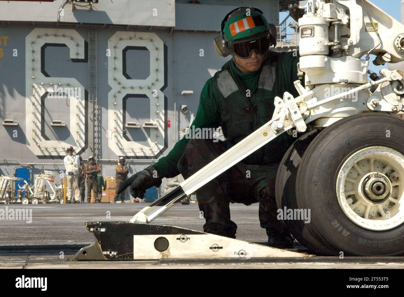 flight deck, Sailor Stock Photo - Alamy