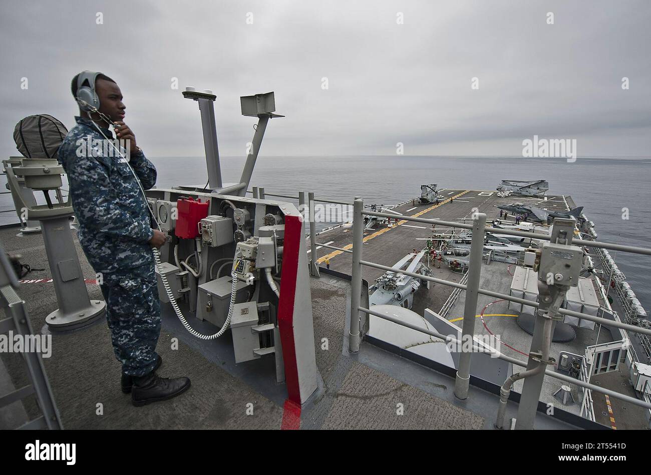Flight Operations, LHD 8, Makin Island Stock Photo - Alamy