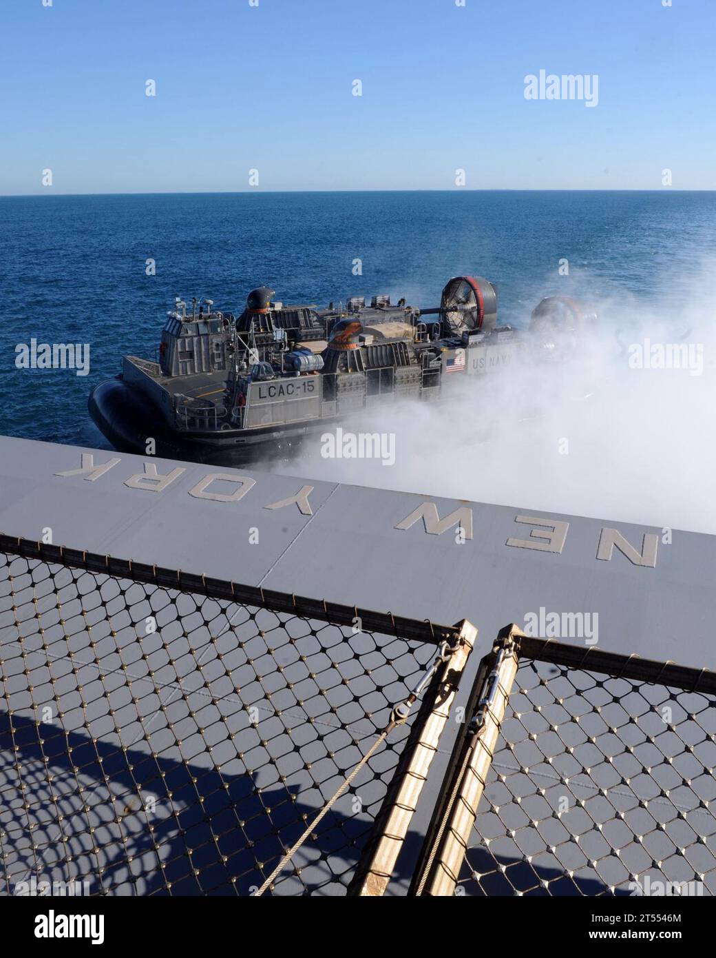 Flight Operations, Line handeling, line handling, lpd 21, Sailors, Sea ...