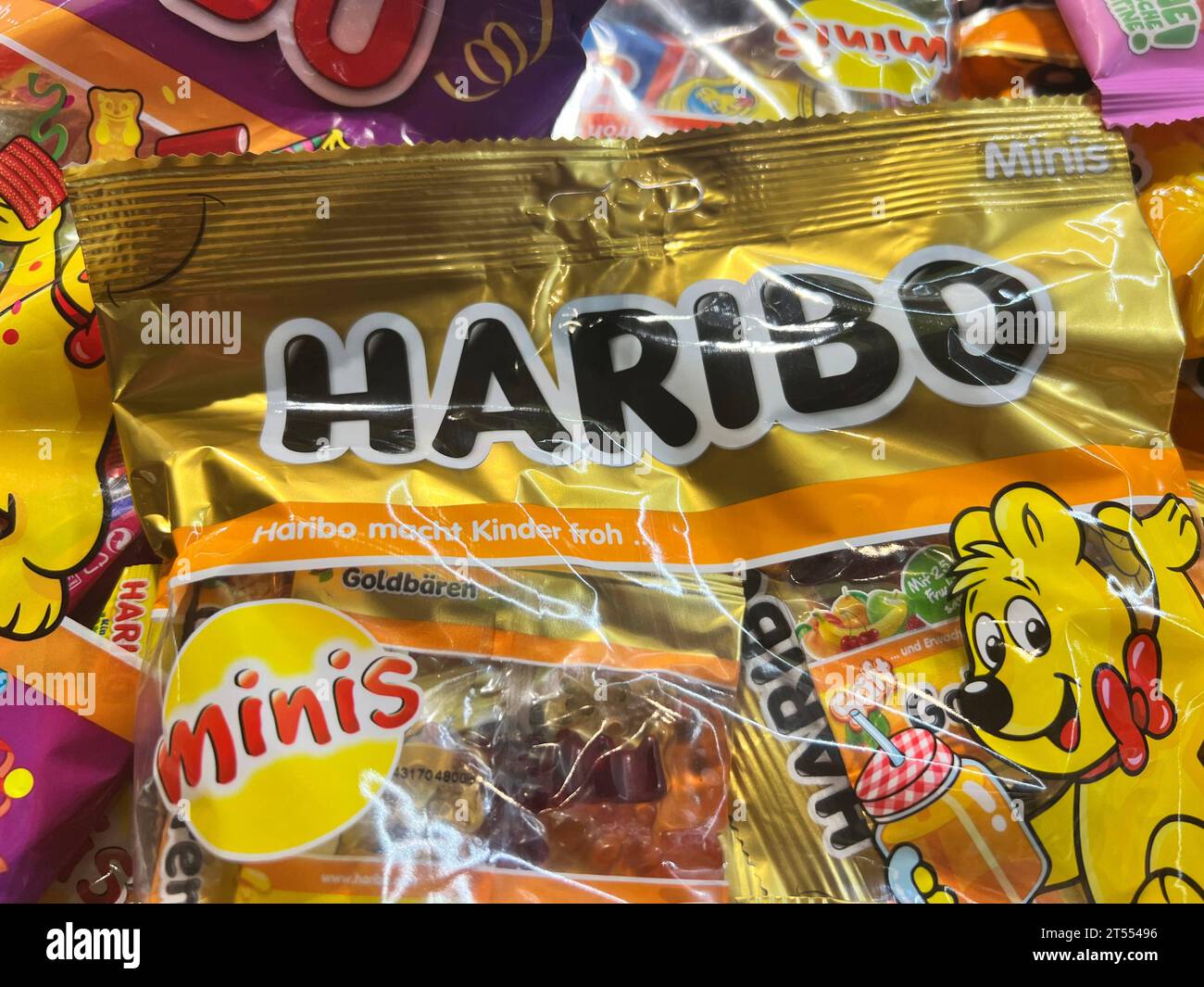 Nahaufnahme HARIBO Gummibärchen *** HARIBO gummy bears close up ...